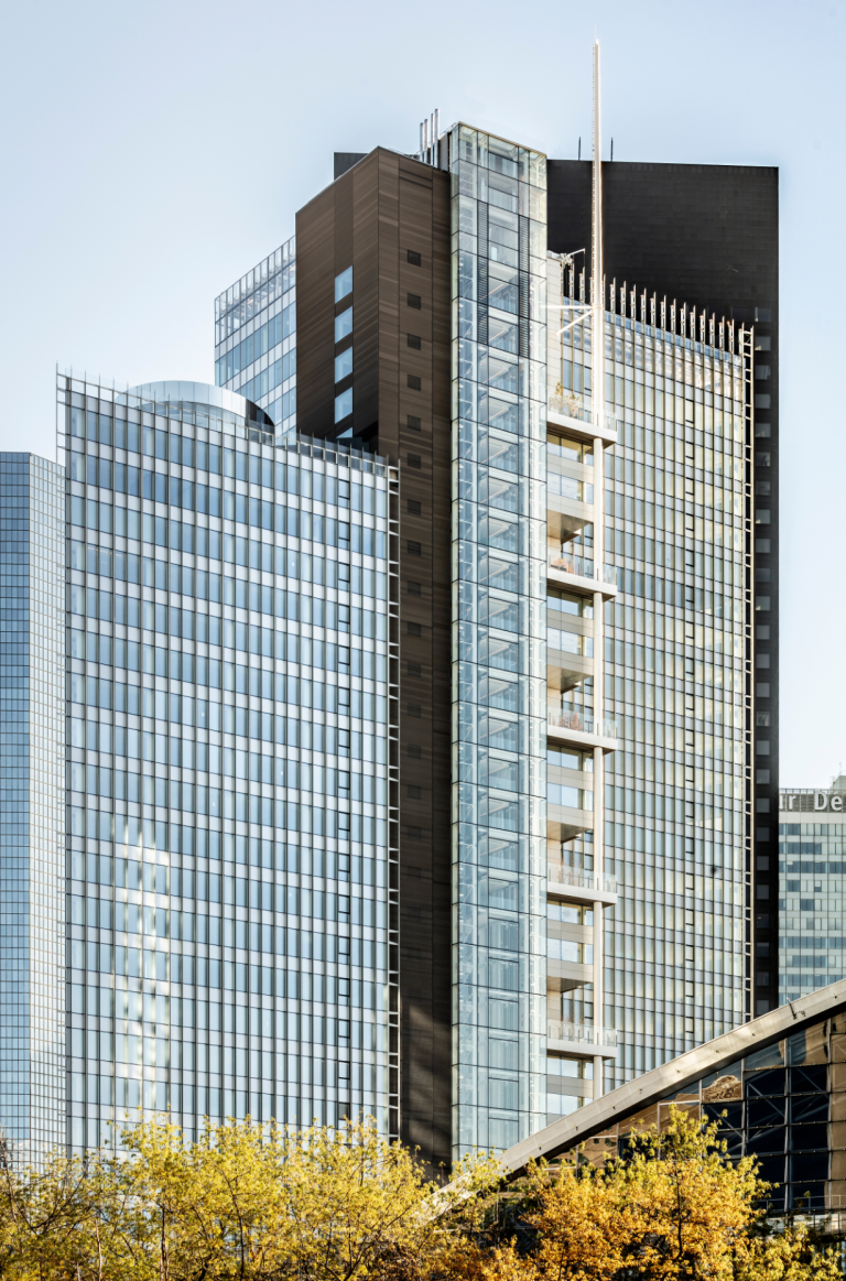 Trinity Tower – Paris La Défense by Cro&co architecture – Archi-Europe ...