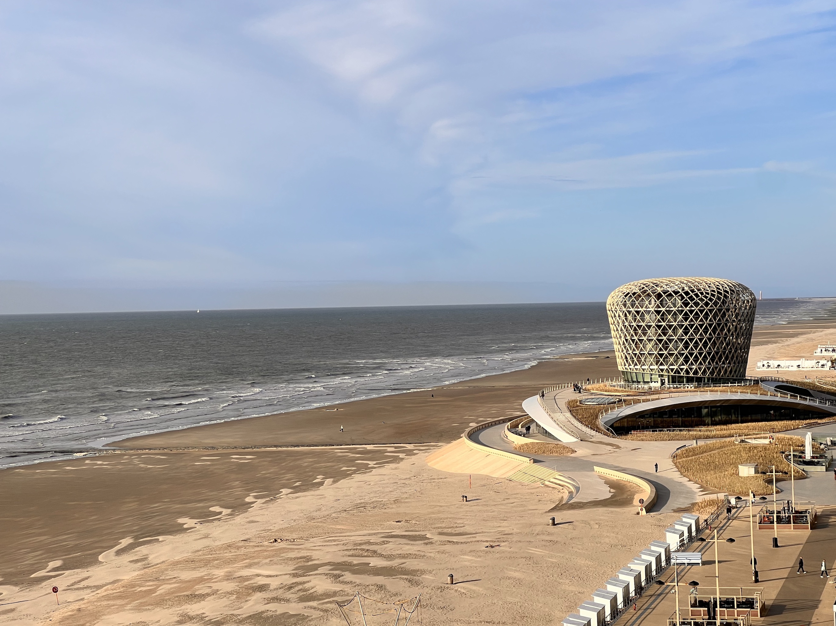 SILT: A Graceful Hub in Middelkerke’s Architectural Landscape ...